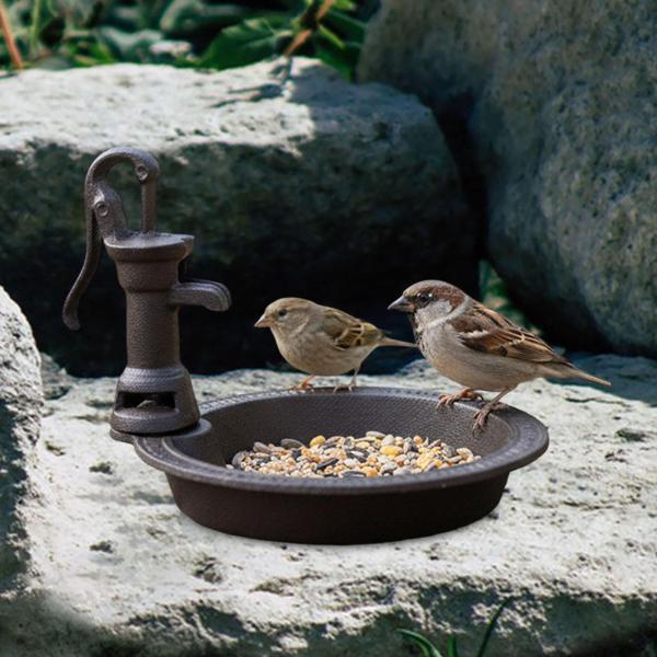 説明: [プレミアム素材]: 鳥の餌皿はプレミアム鉄素材で作られており.耐候性.耐摩耗性.頑丈性があり.長期間使用できます. [多機能]: 鳥の餌箱は水や餌を入れることができ.鳥が休んだり遊んだりする快適な場所を提供します. [安定したベー...