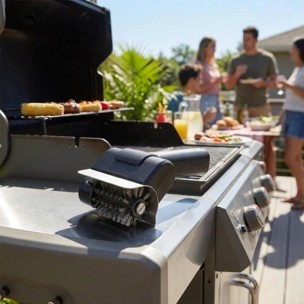 説明: [パワフル]高性能モーターを搭載したこの電動BBQクリーニングブラシは.頑固な油汚れや焦げ付きを簡単に除去し.グリルをピカピカにします. [ワイヤレス]コードレス設計でアウトドアクッキング中も完全に自由に動き回ることができ.コードが...