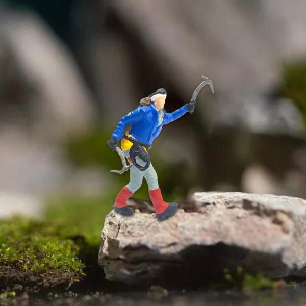説明:樹脂素材: 1:64スケールのTiny Peopleフィギュアモデル.高品質の樹脂素材で作られており.耐久性があります.用途: ミニチュア人物モデルのフィギュアは.ディスプレイ.ミニチュア写真の小道具.1:64 スケールのシーンの装飾...