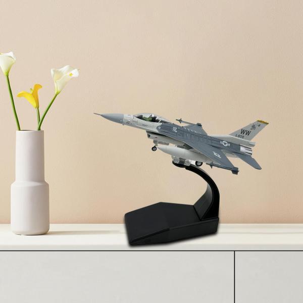 説明:[飛行機モデル]: 1/100 F16C ダイキャスト航空機合金飛行機戦闘機モデルホームデコレーショングッズ.[ダイキャスト戦闘機モデル]: ダイキャスト合金飛行機モデルは高品質の合金素材で作られており.防錆性があり.長期間の使用に耐...
