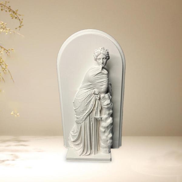 説明:[ホームデコレーション]: この女神の彫刻は.どんな空間にも優雅さを添える理想的なヨーロッパの装飾工芸品です. [手作り]: 女神像は.滑らかなボディラインと美しく鮮やかな表情で.女神の肖像画の本質を捉え.生き生きとしたディテールを誇...