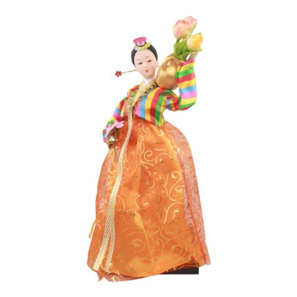 説明:[素材]韓国の韓服人形は.綿.フォーム.樹脂.石膏.布素材で作られており.生地とフォームのディテールが施されており.本物のような外観と感触を実現しています. [デザイン]伝統的な刺繍の服を着た.立位の芸者着物置物.素晴らしい顔と芸術的...