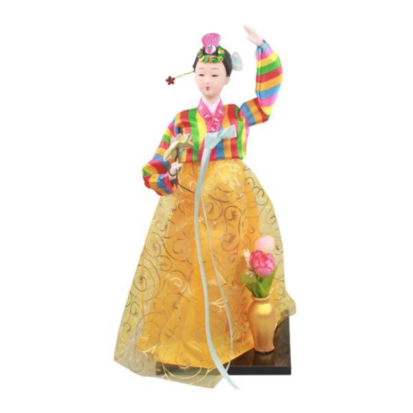 説明:[素材]韓国の韓服人形は.綿.フォーム.樹脂.石膏.布素材で作られており.生地とフォームのディテールが施されており.本物のような外観と感触を実現しています. [デザイン]伝統的な刺繍の服を着た.立位の芸者着物置物.素晴らしい顔と芸術的...