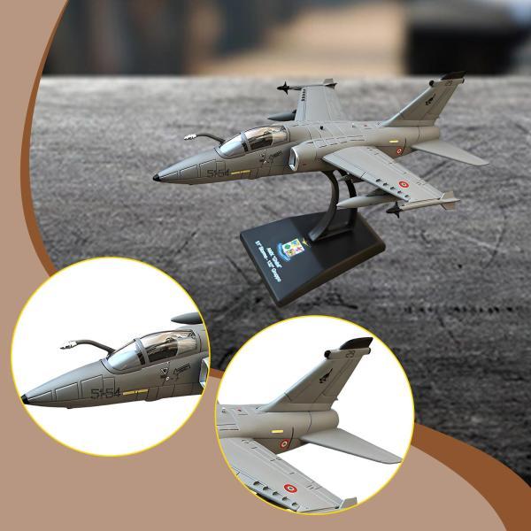 説明: [素材]: 1/100スケールの航空機モデルは合金とABS製で.リアルな翼.尾翼.着陸装置を備えています. [ディスプレイ玩具]: 美しいデザインの航空機モデルは.航空コレクターの情熱を満たします.飛行機モデルは.リビングルーム.寝...