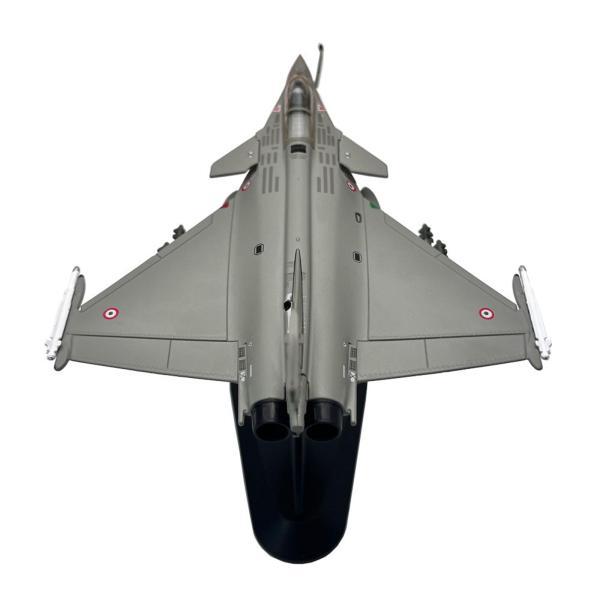 説明: [クラシックデザイン]特徴.頑丈なライン.鮮やかな塗装は.フランスのラファールC戦闘機の象徴的な外観と本質を捉えています. [精密なスケール]バランスの取れたサイズ(全長15cm.翼幅11.5cm)で1/100スケールで製作されてお...