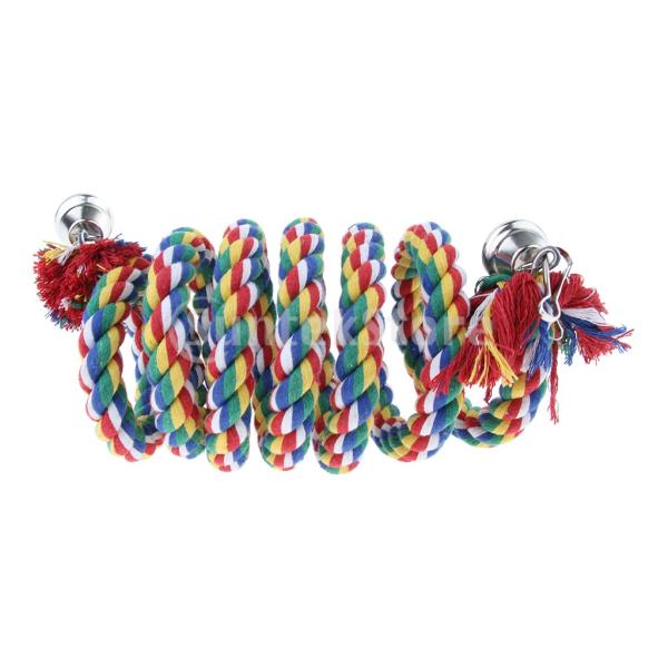 説明:鳥オウムスタンドロープパーチスパイラルコイルのおもちゃ. ひねりを加えたスピニングアクションを作ろう! 太いワイヤーを包んだ綿の内側は非常に強くて噛みにくいです. ロープの両端にはベルやフックが付いているので.取り付けに便利です. 立...