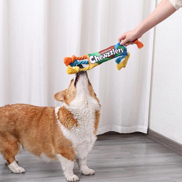 説明:耐久性のある素材:犬のきしむおもちゃはポリエステル製で.編組ロープの脚により.おもちゃの耐久性が向上し.噛み付きにくくなっています.安心して犬を遊ばせることができます.軽量で丈夫なこのおもちゃは.小型犬.中型犬.大型犬に最適で.非常に...