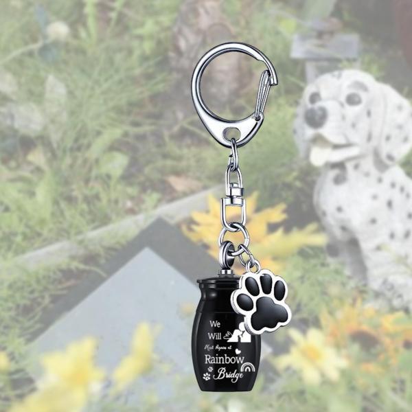 説明:[モダンなデザイン]: キーチェーン付きでデザインされたメモリアルペット骨壷は.持ち運びが簡単で.コンパクトなサイズで.モダンで絶妙です.[ポケットサイズ]:灰用ペット骨壺.2.5cmx1.6cm/0.98インチx0.63インチ.キー...