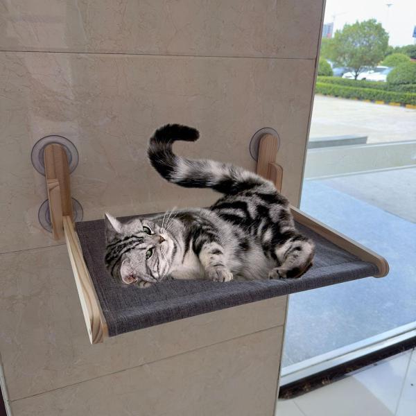 説明:[取り付け簡単]: 省スペースの猫用窓用止まり木は.大きな吸盤で窓ガラスに数秒で設置および取り外しできます.使用しないときは簡単に折りたたむことができ.家のスペースを節約できます. [360°日光浴]: 当社のペットパーチは.猫が日光...