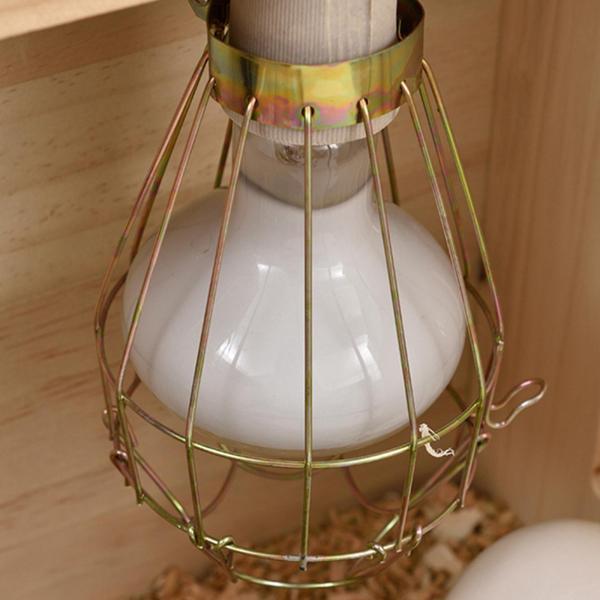 説明:[機能]爬虫類ヒートランプガードは.加熱ランプとの直接接触を防ぎ.爬虫類や両生類を火傷から守り.カメ.その他のペットにとって良好な生息地を確保します. [素材]鉄素材で作られたこの加熱ランプホルダーは頑丈で長持ちするように作られており...