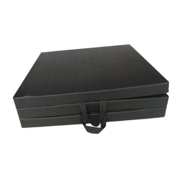 説明:[高品質素材]: この三つ折りエクササイズマットは.防水性と滑り止めの PU レザー.EPE コットンライナー素材で作られており.厚さ 4.5cm.防水性があり.お手入れとメンテナンスが簡単で.快適な感触.耐久性.長期使用[滑り止めデ...