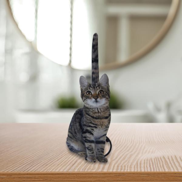 説明:高品質の鉄素材で作られており.耐久性があります.かわいい動物猫の形のトイレットペーパータオルホルダー.バスルームトイレットペーパー収納ラック.トイレットペーパーホルダー.トイレットペーパーを3巻まで収納できます!スペースを節約し.部屋...
