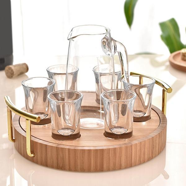 説明:素材: メガネホルダー.木製素材製.頑丈な構造.耐久性.ガラストレイホルダー:カップを入れるのに十分なスペースがあり.デスクをすっきりと整頓できます.使いやすい: 木製サービング トレイ.しっかりと安定して配置し.マグカップを整理しま...