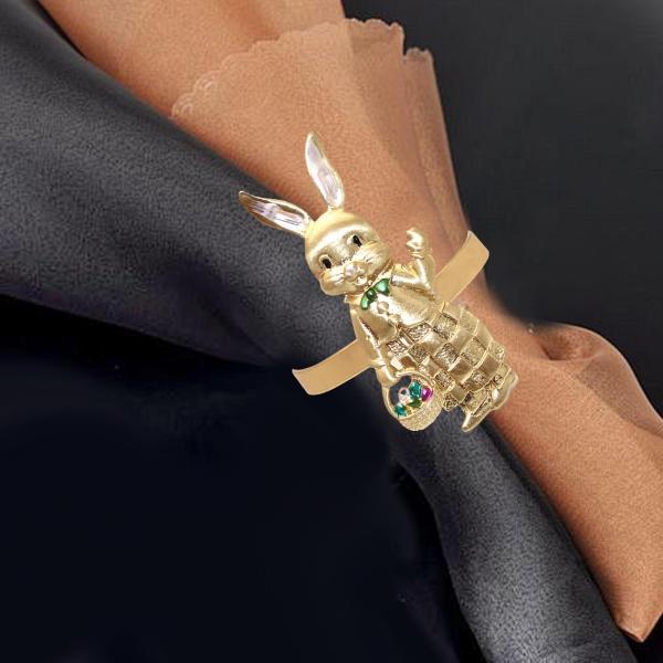 説明:[耐久性のある素材]: イースターウサギのナプキンリングは合金素材で作られており.強くて耐久性があり.耐摩耗性があり.壊れにくいです.[絶妙でエレガント]:ナプキンホルダーは精巧に作られ.より質感が高く.テーブルセッティングに高貴で絶...