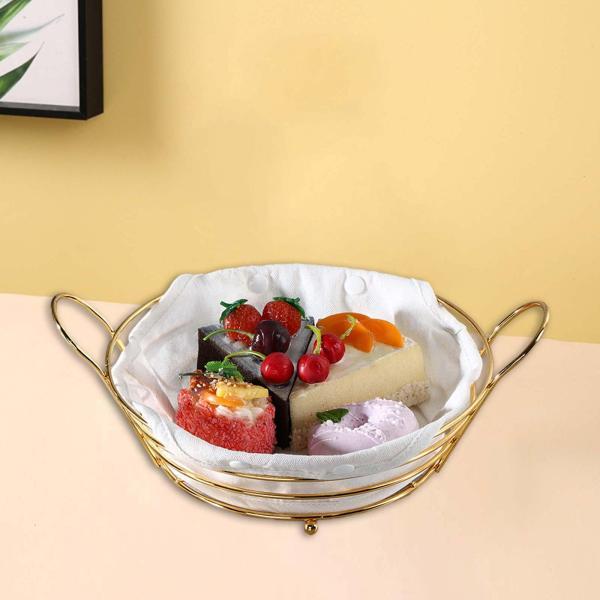 説明:[素材]このバスケットは優れた鉄と布素材で作られており.強くて耐久性があります.[デザイン]この収納バスケットは実用的であるだけでなく.絶妙な装飾としても使用でき.家.オフィス.デスクトップ.その他の場所に異なる装飾感を加えます.[特...