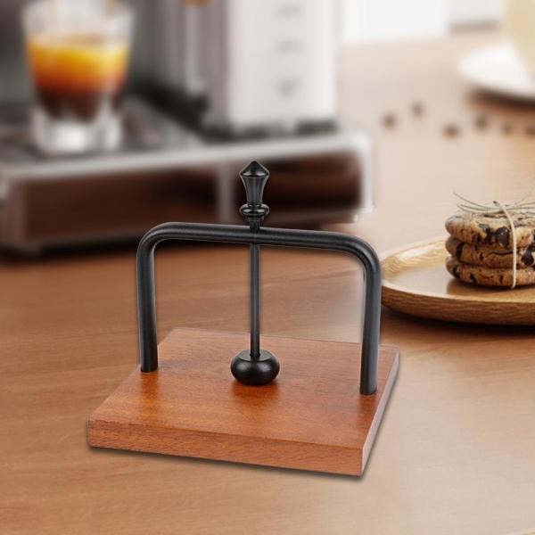 説明:素材とサイズ: 木材とアルミニウム素材で作られており.サイズは 14cm x 14cm x 8.5cm です.このナプキン ホルダーは.ダイニング テーブルやカウンタートップをすっきりと整理整頓します.テーブル用の装飾的なナプキンホル...