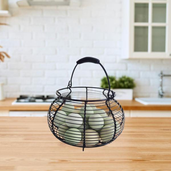 説明:素材: この丸い卵バスケットは金属製で.長期間の使用に耐える頑丈さと耐久性を備えています.便利なデザイン:快適なハンドルで新鮮な卵を集めるための農家の金属ワイヤー卵バスケット.必要に応じて持ち運びや移動が簡単です.装飾: ハンドル付き...