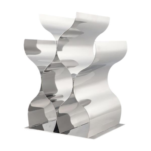 説明:[ユニークなデザイン]: このワインラックは創造的な幾何学模様が特徴で.ご自宅のインテリアに北欧風のタッチを加えます.単なるワインホルダーではなく.リビングルームの美学を高める芸術的な作品でもあります[素材]: 高品質のステンレス鋼で...