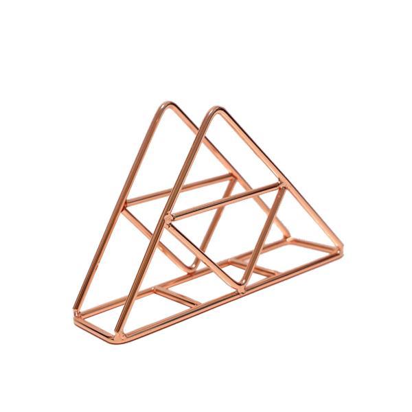 説明:スタイリッシュ:このヨーロピアンスタイルのタオルホルダー.ピーステーブルトップナプキンホルダーディスペンサー.ナプキン収納スタンド.頑丈な鉄製構造:この鉄製ティッシュディスペンサーは.安定したベース.頑丈.自立型.長時間の使用が可能で...