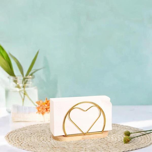 説明:[家の装飾]: このナプキン ホルダーは洗練されたエレガントなデザインで.ダイニング テーブル.キッチン.カフェの雰囲気に高級感を加えます.[素材]: このナプキン ディスペンサーは丈夫な鉄で作られています.安定性と信頼性を高めるため...