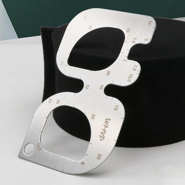 説明:高品質:Rルールゲージは高品質のステンレス鋼でできており.耐久性があります.特徴:高精細スケール.クリアフォント.強力な耐摩耗性.高精度.使用法:千枚通しまたは他の種類の水銀ペンを使用して角を描き.革のナイフまたはツールを使用して丸い...