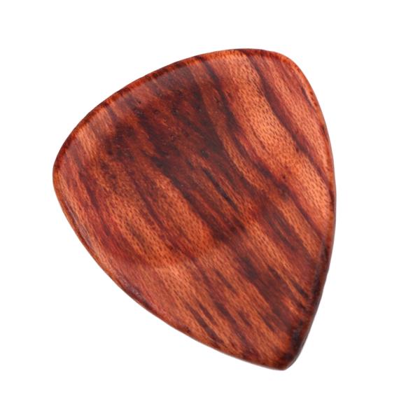 説明:木製のギターのピックPrectrum Heart   Guitar  Part.最高品質のローズウッド.手サンディング.手の磨き.丈夫なクリアギターピック.使いやすい.ギターの恋人のための完璧な交換部品.スムーズな打撃面と暖かい.ラウ...