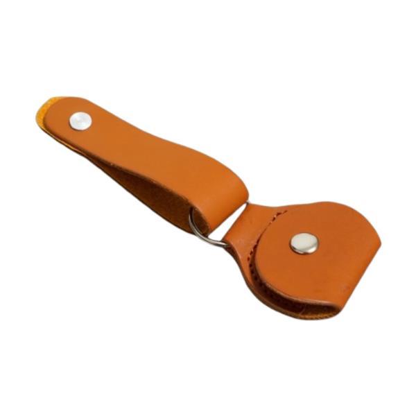 説明:[高品質素材]: PUレザー製のネックストラップは.壊れたり地面から落ちたりする心配なく.ヘッドストックをストラップにしっかりと固定します. [ギタープロテクターブロック]: 取り付け簡単.工具不要で簡単に取り付けられます.PUレザー...