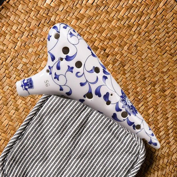 説明:[丁寧に作られています]: オカリナはセラミック製の楽器で.プロによって手作りされ.調整されています.滑らかな指穴を備えた優れた研磨職人が.演奏者に優れたタッチ感を提供します. [多用途楽器]:12穴アルトCオカリナは.幅広い音域で初...
