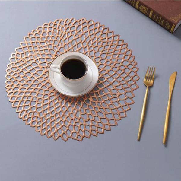 説明:高品質のPVC材料.耐熱性.耐摩耗性.滑り止め.抗菌性と難燃性で作られています. カップ.ボウル.皿.その他の食器を置いて卓上の滑り落ち.やけどを防ぎ.同時に家の装飾を美しく整えます. シンプルでエレガントなデザイン.あなたのニーズに...