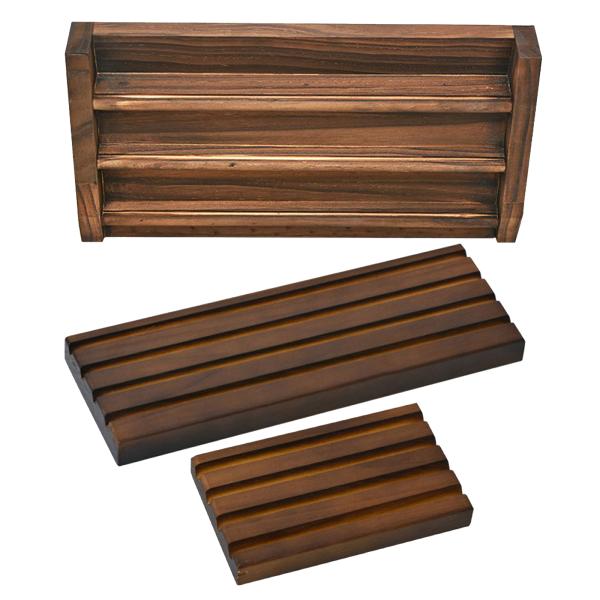 説明:コインが滑らないように各棚に組み込まれた溝.頑丈なブナ材のコインディスプレイスタンドには.標準サイズの28チャレンジコインがあり.大切な賞や記念品をすべて誇らしげに収納できます.私たちがさまざまな軍隊や公務で奉仕したホームヒーローを歓...