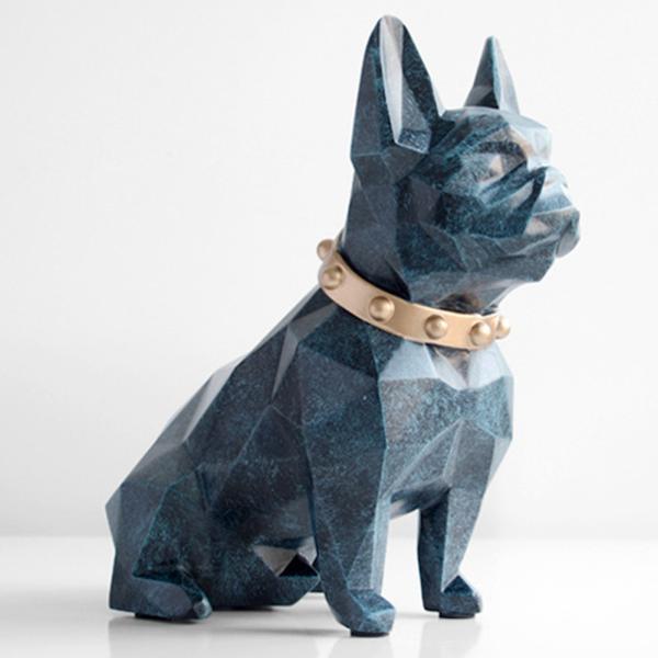 説明:これは手作りの犬の子犬の樹脂アート手作り彫刻コインバンク貯金箱貯金箱の置物ですコインや小さな変更を含めるために使用されます.実用的で芸術的で.魅力的に素朴に見えます.貯金箱の上部にはコインスロット.下部には子供が簡単にお金を引き出すた...