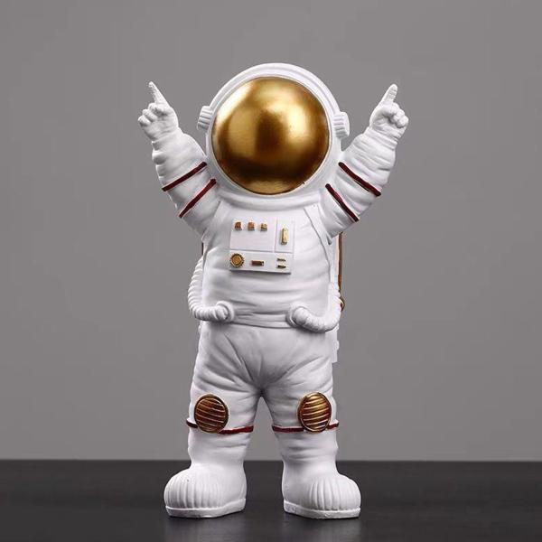 説明:樹脂宇宙飛行士モデルの装飾ミニ宇宙飛行士モデルの装飾シミュレートされた宇宙飛行士の彫刻工芸品オフィスの家の装飾のための創造的な家庭の装飾素材:樹脂プロセスで作られており.手作りで耐久性があり.毒性がありません.エレガントな置物の装飾は...