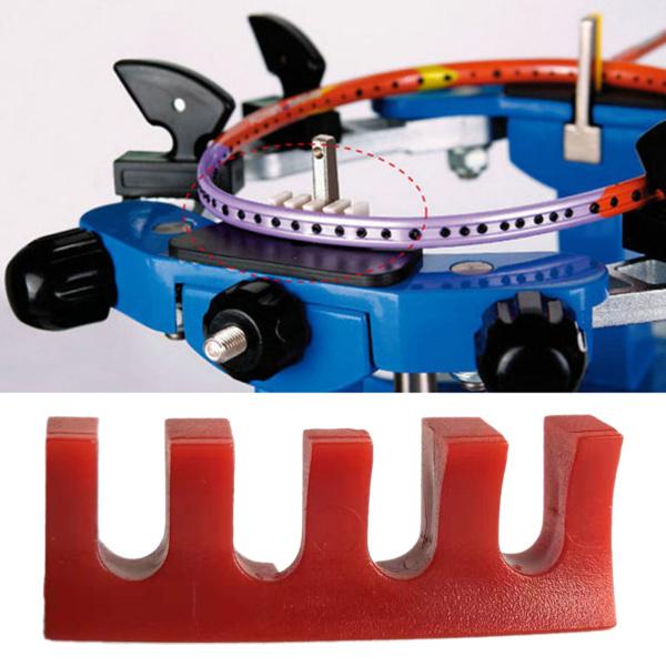 説明:バドミントンラケットロードスプレッダーアダプターストリング工作機械.高品質のPVC素材でできており.軽量で環境にやさしい製品です.ラケットとの接触面積を増やして.ねじ切り時のラケットの破損や変形を防ぎます.ラケットに高い張力がかかった...