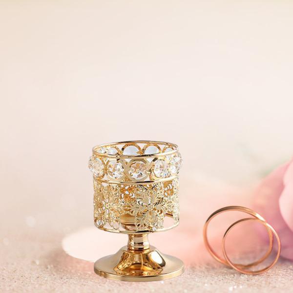 説明:北欧スタイルのヨーロッパのキャンドルホルダー.クリスタルの燭台.これらのエレガントな燭台でどんな部屋にも素晴らしい魅力を加えてください.エレガントでシックな.すべての部屋をドレスアップするのに最適なホームセンターピース.奉納キャンドル...