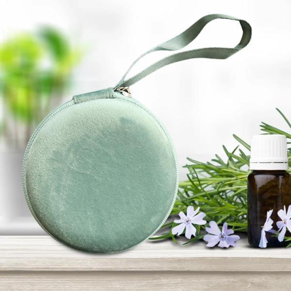 説明:ベルベット製で.エレガントで耐久性があり.ボトルを保護するためのパッド入りの内部があります(含まれていません). 10スロットのエッセンシャルオイルケースには.1〜2mlのエッセンシャルオイルを10本入れることができます.小さくてコン...