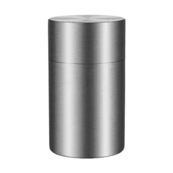 説明:[多用途]: 密閉容器は.挽いたコーヒー.コーヒー豆.乾燥茶葉.ナッツ.穀物.シリアル.砂糖など.さまざまなアイテムの保管に最適です. [素材]: ティー缶キャニスターは高品質のステンレススチール製で.内側も外側も滑らかで.臭いがなく...