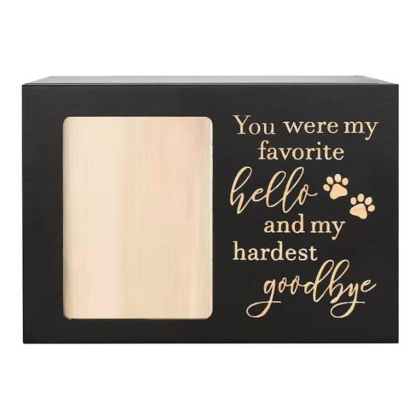 説明:[エレガントで滑らか]: 細心の注意を払って研磨されたこの木製のペット骨壷は.バリのない滑らかな表面と.どんな環境にもマッチするエレガントな外観を誇ります. [広々とした内部]: 愛するペットの遺灰を収容できるように設計されたこのペッ...