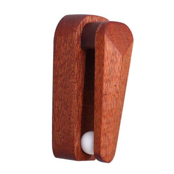 説明:[安全なタオルホルダー]: 粘着タオルフックの強力なクランプ設計により.タオルをしっかりと固定し.子供やペットが滑るのを防ぎます. [丈夫で信頼性が高い]: 無垢材で作られた木製タオルクリップは.損傷に強く.開口部が広いので.様々な厚...