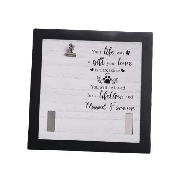 説明: [ペットメモリアルフォトフレーム]: この犬用メモリアルフォトフレームは.お気に入りのペットの写真を飾ることができ.心温まる追悼の品として.またご自宅のインテリアの目を引くアクセントとして最適です. [卓上装飾]: 犬猫メモリアルフ...
