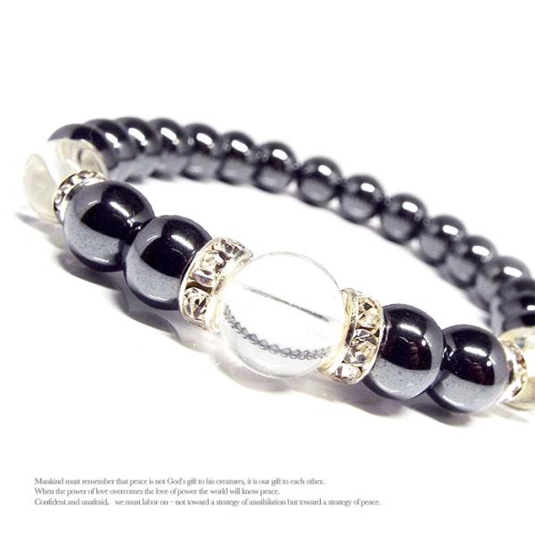 【2000円以上ご購入でネコポス送料・無料キャンペーン中】 お揃い クリスマス水晶は基本となる石で全てのストーンに対して相性がよくまた邪気を吸収してしまったストーンを浄化してくれる力があると言われています。内周：約17cmサイズ：水晶 10...