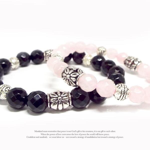 【2000円以上ご購入でネコポス送料・無料キャンペーン中】☆人気のメンズ寄りユニセックスなデザイン☆シンプルなデザインだからペアブレスレットとしておススメ☆「体は離れていても心はいつだってそばにいるよ」そんな想いをカタチにした素敵なペアブレ...