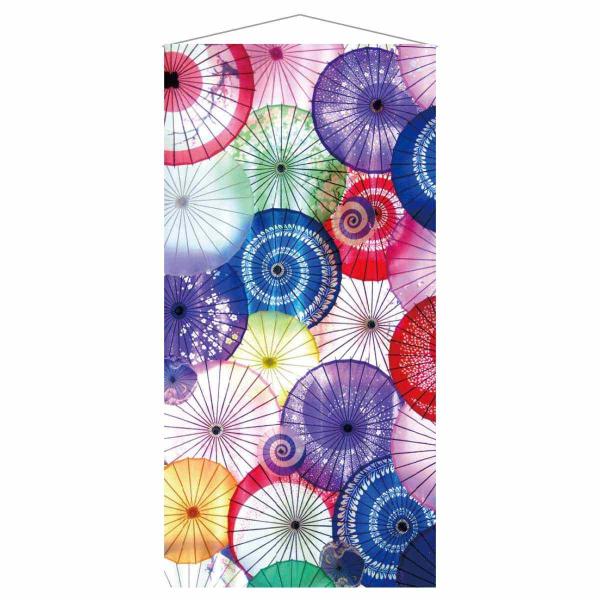 踊り傘のタペストリーで風情ある夏の売場を演出。夏の店舗装飾に人気の和風ディスプレイにもぴったりです。壁面にタペストリーを1枚飾るだけでお店の雰囲気を変えることができる手軽なディスプレイアイテムです。●素材／ポリエステル●サイズ／90×180...