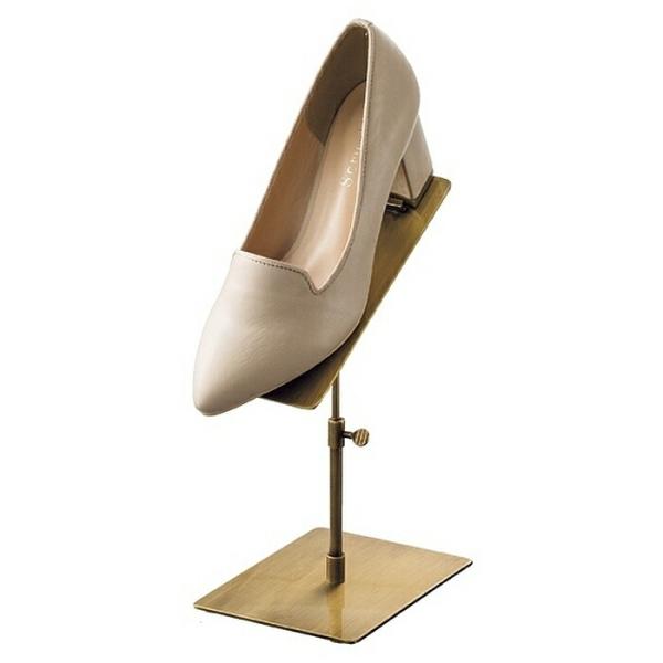 テーブルトップやウィンドウで活躍の高さ可変ステージです。【サイズ】置き台フラット時：H15〜22cm ベース：12×16cm 陳列面：W8×D20cm【素材】スチール製 アンティークゴールドメッキ【特記事項】角度可変式※アンティークゴールド...