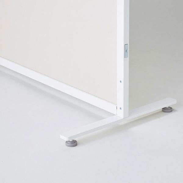 61-783-70、61-352-1〜3のパーテーション連結時に安全性の確保のため、ご使用をおすすめします。(3方向・段差連結時には、必ず使用してください。)■安定脚(アジャスター付き)は両端部には必ず、ご使用ください。また直線で複数連結の...