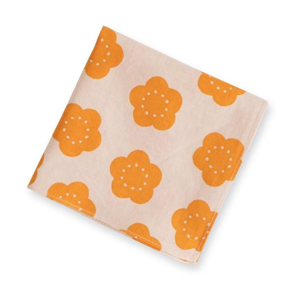 【商品説明】　・【おいしい風呂敷】お弁当を包むのにちょうど良い小風呂敷です。色とりどりの食べ物の形を生かした素朴な文様は、お弁当をおいしく見せてくれます。薄手で結びやすい綿生地に、裏表が目立ちにくい染め方でプリントしています。・【モチーフ】...