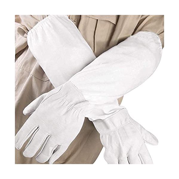 【商品説明】　・サイズ：全長約50cm、袖の幅約16cm、手のひらの幅約12cm、セット内容：手袋×1組・手先からひじまで丸ごとかぶるので、養蜂やガーデニングの作業など虫刺されるのに効果的に防止するための防護グローブです。・裾周りをゴムでし...