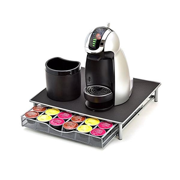 【商品説明】　・トップはブラックの滑り止めマット付。ベース部はシルバー粉体塗装仕上げです。・ネスカフェ ドルチェグスト（nescafe dolce gusto) カプセルホルダー 引出し型 36カプセル用 シルバー・天板にドルチェグスト本体...