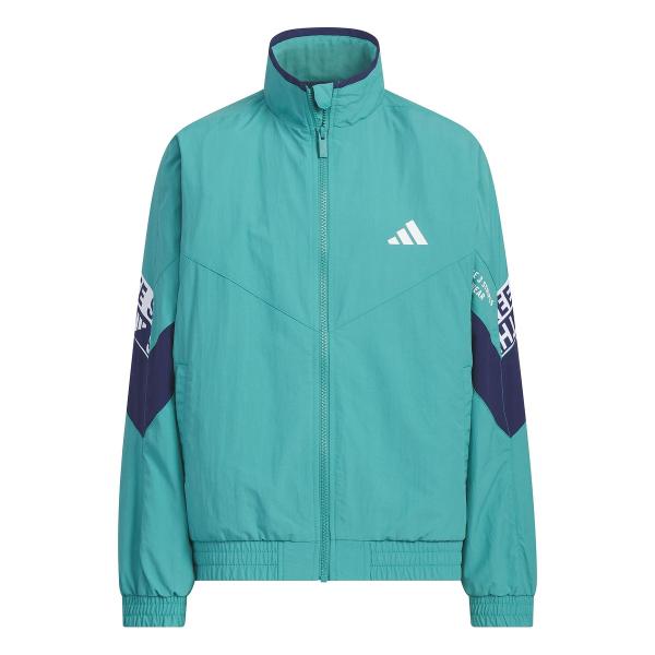 自宅で勉強。自転車乘り。そして、友達と夜遊び。adidasのジュニア用ジャケットを着て、あらゆることに挑戦してみよう。ルーズフィットなので、どんなトップスやTシャツにも簡単に重ね着できる。スタイルをこだわった、シワ加工を施した生地とスポーツ...