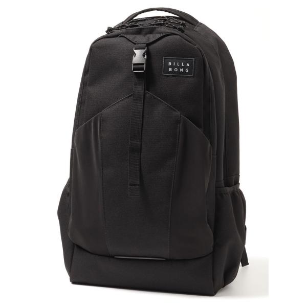 フロントにアジャスターベルト付きの、ヘルメットを入れられる大きなポケットファスナー付きポケットを搭載したバックパック。　メイン収納の背面にはラップトップスリーブを設置し、左右にもサイドポケットを装備。　ショルダーストラップ部分にはリフレクタ...