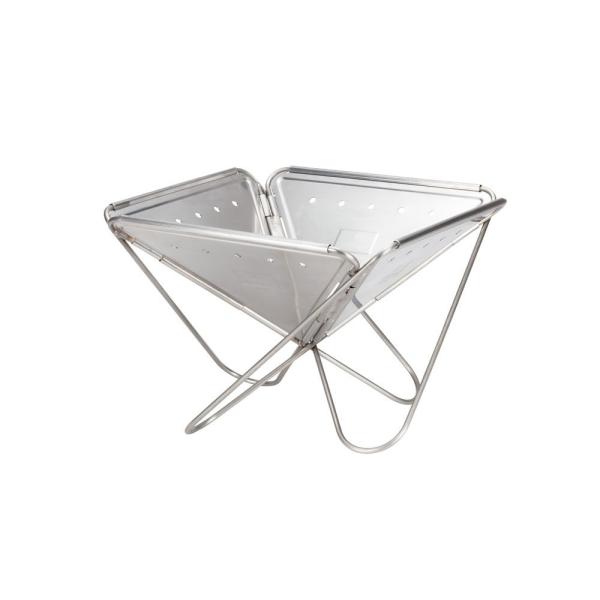 焚火台というジャンルは、この一台から始まりました。美しいデザインは、修理の必要がないほど頑丈です。幅広いオプションを組み合わせて、料理も会話も楽しくする一生の相棒。多くの人々に愛される名品です。・セット内容：本体、収納ケース・サイズ：455...